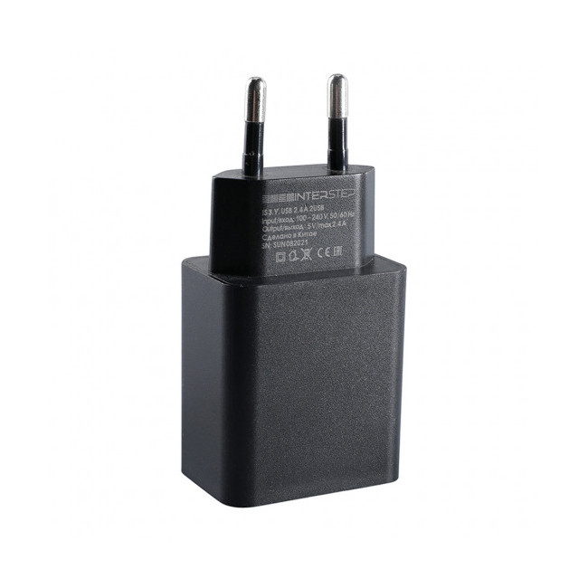 Compact AC adapter with dual USB output